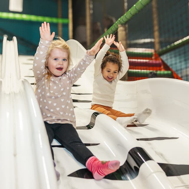 Zebra Slide - Oppdag attraksjonen | Leo's Lekeland